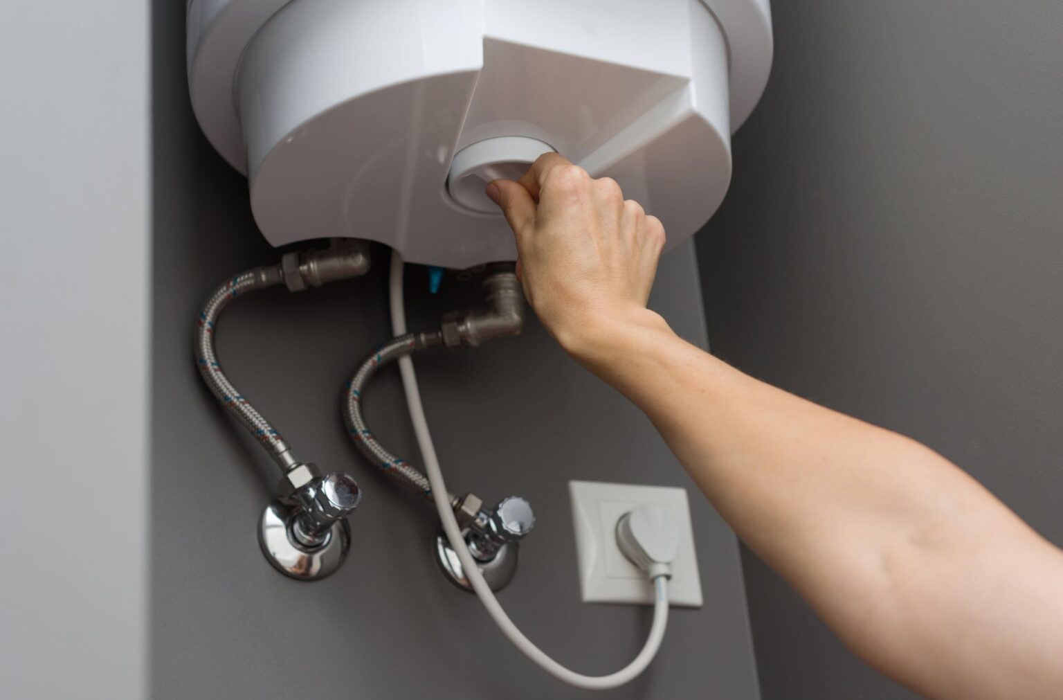 Why Tankless Water Heaters In Bellaire Stop Working Suddenly – Texas ...